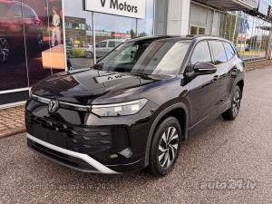 Melns Volkswagen Tayron 2026 Viljandi, ar dzinēja tilpumu 2.00 L un nobraukumu 0 tūkst. km par 45800 €, foto  vietnē AUTOMOTO.COM.LV
