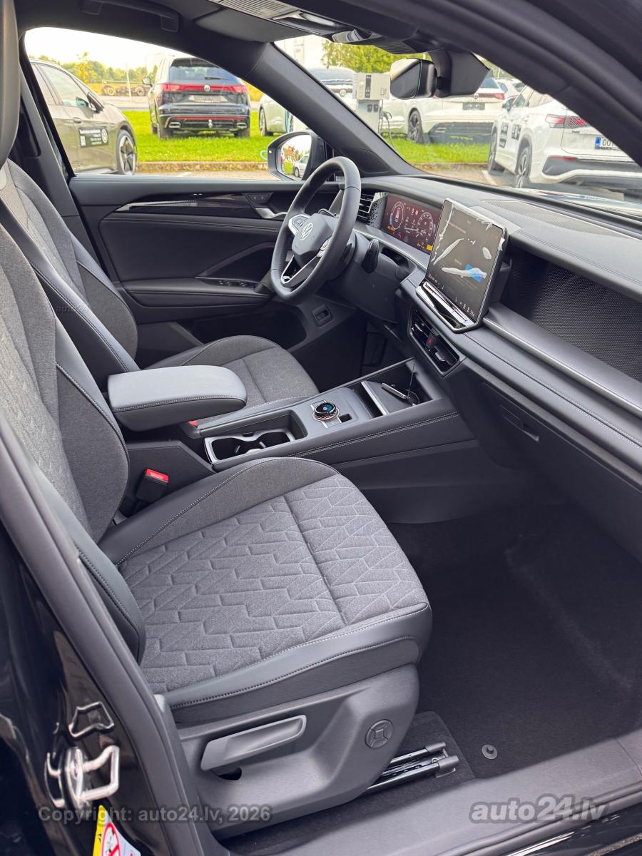 Melns Volkswagen Tayron 2026 Viljandi, ar dzinēja tilpumu 2.00 L un nobraukumu 0 tūkst. km par 45800 €, foto 6 vietnē AUTOMOTO.COM.LV