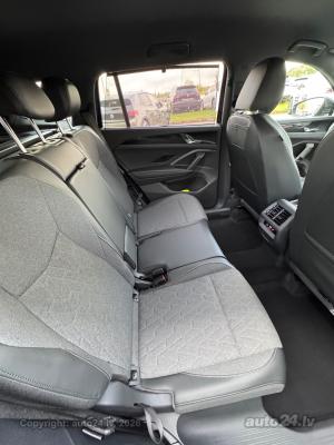 Melns Volkswagen Tayron 2026 Viljandi, ar dzinēja tilpumu 2.00 L un nobraukumu 0 tūkst. km par 45800 €, foto 7 vietnē AUTOMOTO.COM.LV