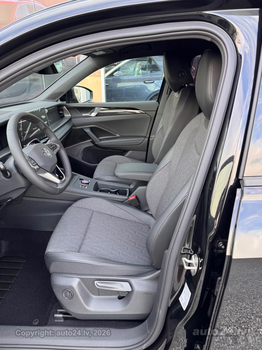 Melns Volkswagen Tayron 2026 Viljandi, ar dzinēja tilpumu 2.00 L un nobraukumu 0 tūkst. km par 45800 €, foto 10 vietnē AUTOMOTO.COM.LV