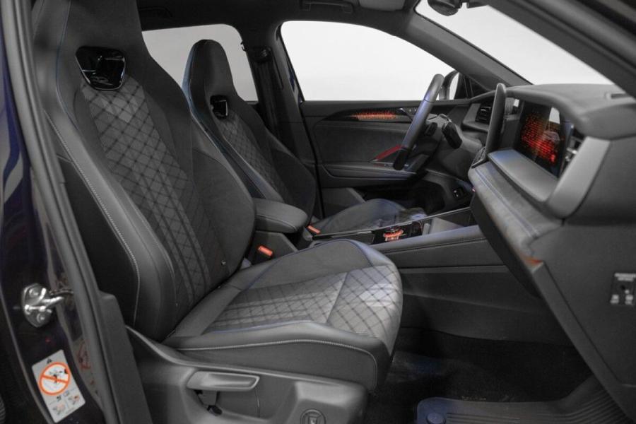 Zils Volkswagen Tayron 2025 Viļņa, ar dzinēja tilpumu 1.50 L un nobraukumu 19 tūkst. km par 47900 €, foto 8 vietnē AUTOMOTO.COM.LV