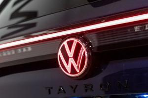Zils Volkswagen Tayron 2025 Viļņa, ar dzinēja tilpumu 1.50 L un nobraukumu 19 tūkst. km par 47900 €, foto 31 vietnē AUTOMOTO.COM.LV
