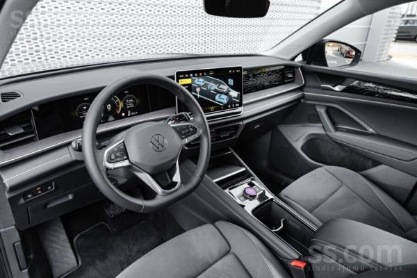 Blue Volkswagen Tayron 2025 in Riga, with an engine capacity of 2.00 L and mileage of 8 thousand km for 42900 €, photo 9 on AUTOMOTO.COM.LV