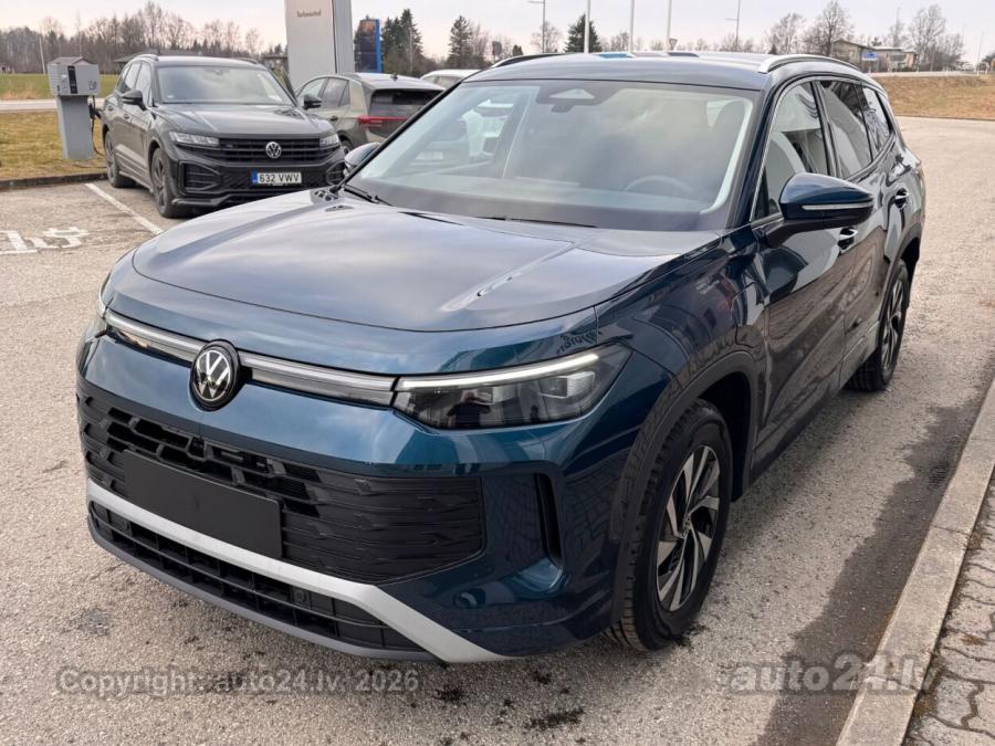 Zils Volkswagen Tayron 2026 Viljandi, ar dzinēja tilpumu 1.50 L un nobraukumu 1 tūkst. km par 41500 €, foto 2 vietnē AUTOMOTO.COM.LV