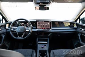 Zaļš Volkswagen Tayron 2025 Rīga, ar dzinēja tilpumu 1.50 L un nobraukumu 17 tūkst. km par 43950 €, foto 9 vietnē AUTOMOTO.COM.LV