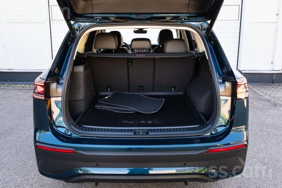 Zaļš Volkswagen Tayron 2025 Rīga, ar dzinēja tilpumu 1.50 L un nobraukumu 17 tūkst. km par 43950 €, foto 23 vietnē AUTOMOTO.COM.LV