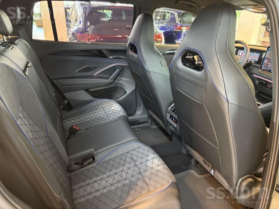Zaļš Volkswagen Tayron 2026 Valmiera, ar dzinēja tilpumu 1.50 L un nobraukumu 0 tūkst. km par 54720 €, foto 12 vietnē AUTOMOTO.COM.LV
