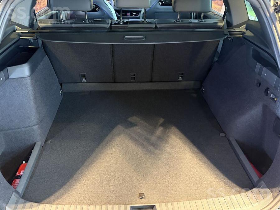 Zaļš Volkswagen Tayron 2026 Valmiera, ar dzinēja tilpumu 1.50 L un nobraukumu 0 tūkst. km par 54720 €, foto 23 vietnē AUTOMOTO.COM.LV