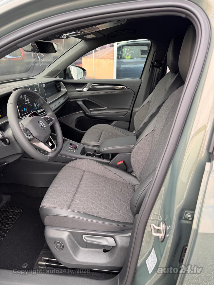 Zaļš Volkswagen Tayron 2026 Viljandi, ar dzinēja tilpumu 2.00 L un nobraukumu 0 tūkst. km par 48691 €, foto 13 vietnē AUTOMOTO.COM.LV