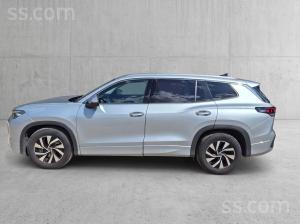 Pelēks Volkswagen Tayron 2025 Rīga, ar dzinēja tilpumu 1.50 L un nobraukumu 32 tūkst. km par 34400 €, foto 6 vietnē AUTOMOTO.COM.LV