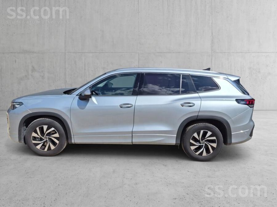 Pelēks Volkswagen Tayron 2025 Rīga, ar dzinēja tilpumu 1.50 L un nobraukumu 32 tūkst. km par 34400 €, foto 6 vietnē AUTOMOTO.COM.LV