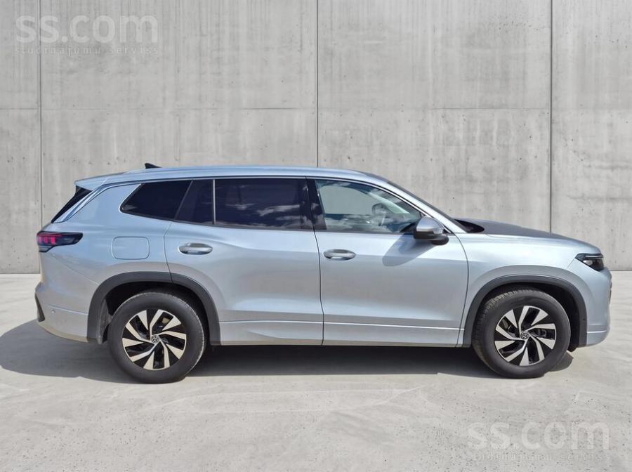 Pelēks Volkswagen Tayron 2025 Rīga, ar dzinēja tilpumu 1.50 L un nobraukumu 32 tūkst. km par 34400 €, foto 7 vietnē AUTOMOTO.COM.LV