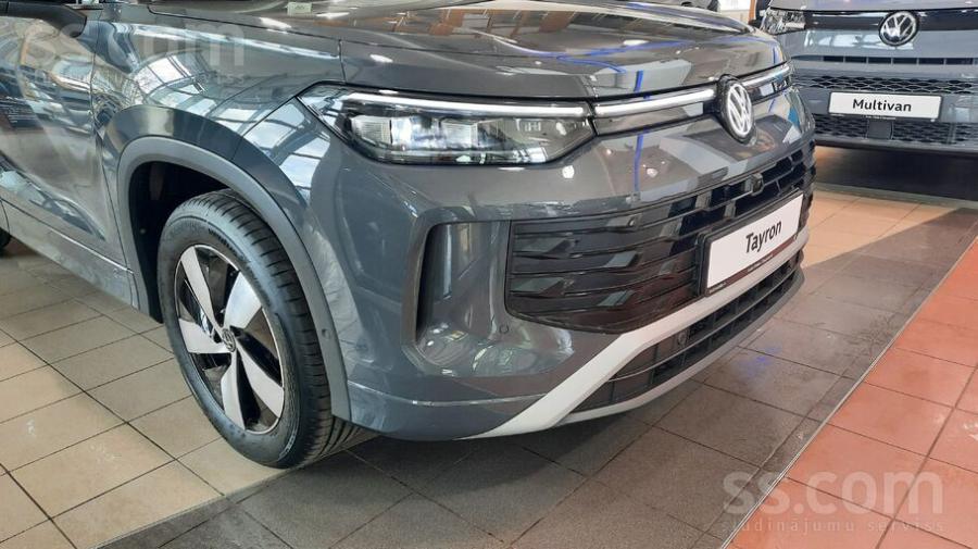 Pelēks Volkswagen Tayron 2026 Daugavpils, ar dzinēja tilpumu 2.00 L un nobraukumu 10 tūkst. km par 38372 €, foto 5 vietnē AUTOMOTO.COM.LV