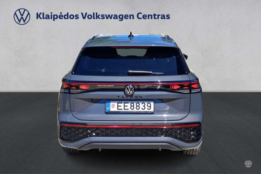 Pelēks Volkswagen Tayron 2026 Klaipėda, ar dzinēja tilpumu 1.50 L un nobraukumu 208 tūkst. km par 49900 €, foto 6 vietnē AUTOMOTO.COM.LV
