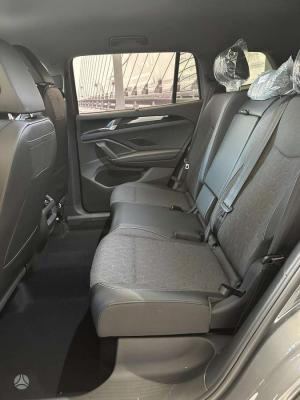 Pelēks Volkswagen Tayron 2026 Panevēža, ar dzinēja tilpumu 1.97 L un nobraukumu 0 tūkst. km par 48500 €, foto 17 vietnē AUTOMOTO.COM.LV