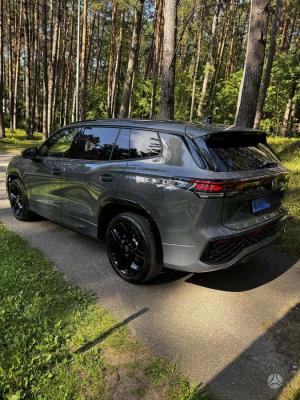 Pelēks Volkswagen Tayron 2026 Viļņa, ar dzinēja tilpumu 1.50 L un nobraukumu 3 tūkst. km par 54600 €, foto 9 vietnē AUTOMOTO.COM.LV