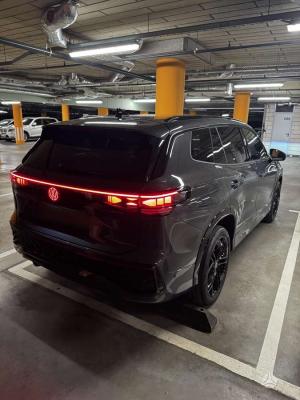 Pelēks Volkswagen Tayron 2026 Viļņa, ar dzinēja tilpumu 1.50 L un nobraukumu 3 tūkst. km par 54600 €, foto 11 vietnē AUTOMOTO.COM.LV