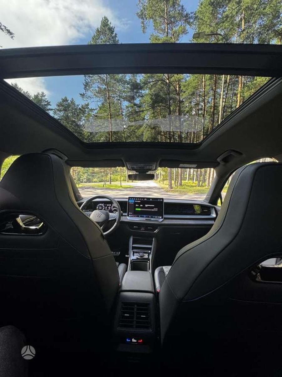 Pelēks Volkswagen Tayron 2026 Viļņa, ar dzinēja tilpumu 1.50 L un nobraukumu 3 tūkst. km par 54600 €, foto 12 vietnē AUTOMOTO.COM.LV