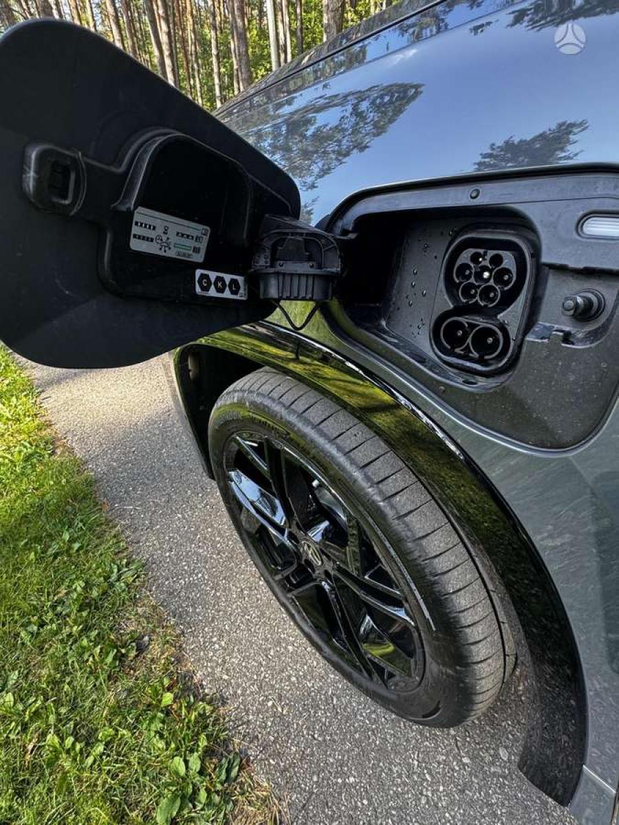 Pelēks Volkswagen Tayron 2026 Viļņa, ar dzinēja tilpumu 1.50 L un nobraukumu 3 tūkst. km par 54600 €, foto 22 vietnē AUTOMOTO.COM.LV