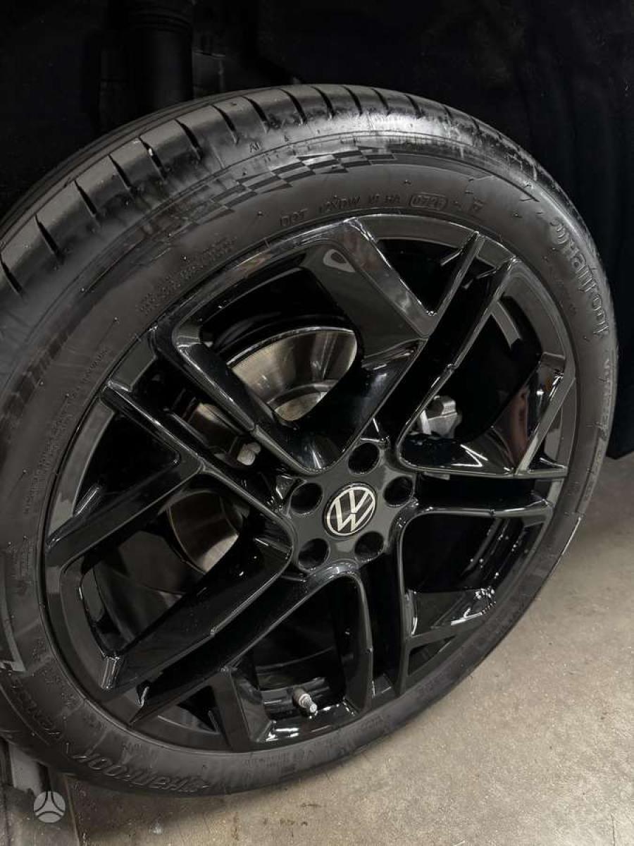 Pelēks Volkswagen Tayron 2026 Viļņa, ar dzinēja tilpumu 1.50 L un nobraukumu 3 tūkst. km par 54600 €, foto 33 vietnē AUTOMOTO.COM.LV