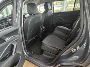 Grey Volkswagen Tayron 2026 in Vilnius, with an engine capacity of 1.50 L and mileage of 0 thousand km for 38400 €, photo 6 on AUTOMOTO.COM.LV