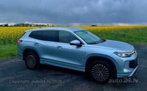 Pelēks Volkswagen Tayron 2025 Tallina, ar dzinēja tilpumu 1.50 L un nobraukumu 10 tūkst. km par 44000 €, foto 3 vietnē AUTOMOTO.COM.LV
