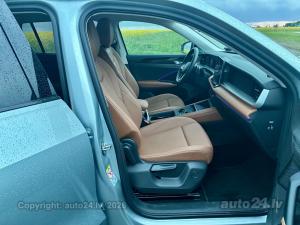 Pelēks Volkswagen Tayron 2025 Tallina, ar dzinēja tilpumu 1.50 L un nobraukumu 10 tūkst. km par 44000 €, foto 10 vietnē AUTOMOTO.COM.LV