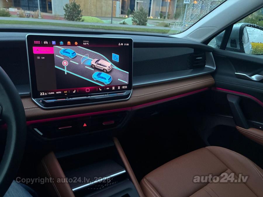 Pelēks Volkswagen Tayron 2025 Tallina, ar dzinēja tilpumu 1.50 L un nobraukumu 10 tūkst. km par 44000 €, foto 18 vietnē AUTOMOTO.COM.LV