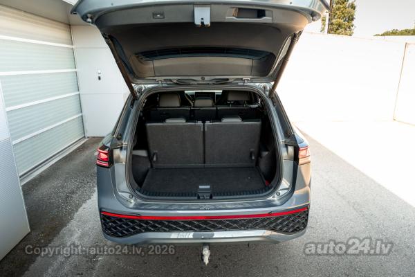 Pelēks Volkswagen Tayron 2025 Tartu, ar dzinēja tilpumu 2.00 L un nobraukumu 24 tūkst. km par 49900 €, foto 7 vietnē AUTOMOTO.COM.LV