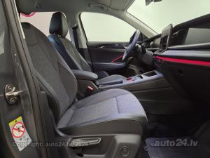 Grey Volkswagen Tayron 2026 in Tallinn, with an engine capacity of 2.00 L and mileage of 9 thousand km for 52900 €, photo 18 on AUTOMOTO.COM.LV