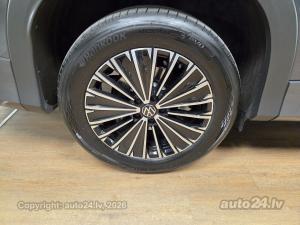 Grey Volkswagen Tayron 2026 in Tallinn, with an engine capacity of 2.00 L and mileage of 9 thousand km for 52900 €, photo 22 on AUTOMOTO.COM.LV