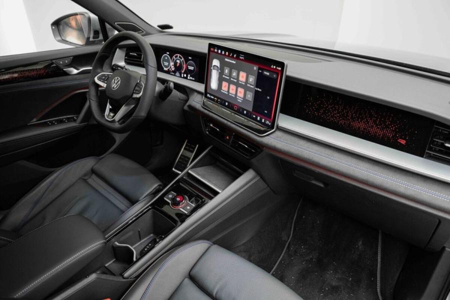 Volkswagen Tayron 2026 Peetri, ar dzinēja tilpumu 2.00 L un nobraukumu 10 tūkst. km par 58500 €, foto 11 vietnē AUTOMOTO.COM.LV