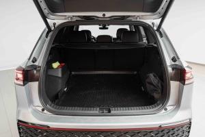 Volkswagen Tayron 2026 Peetri, ar dzinēja tilpumu 2.00 L un nobraukumu 10 tūkst. km par 58500 €, foto 14 vietnē AUTOMOTO.COM.LV