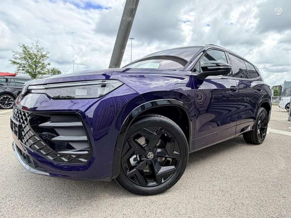 Violet Volkswagen Tayron 2025 in Vilnius, with an engine capacity of 1.50 L and mileage of 12 thousand km for 45900 €, photo 1 on AUTOMOTO.COM.LV