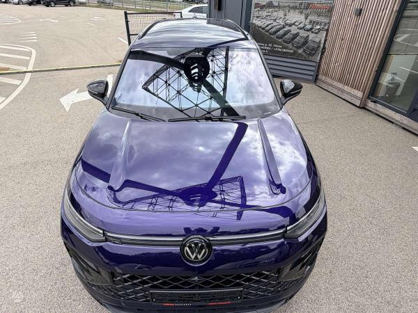 Violet Volkswagen Tayron 2025 in Vilnius, with an engine capacity of 1.50 L and mileage of 12 thousand km for 45900 €, photo 9 on AUTOMOTO.COM.LV