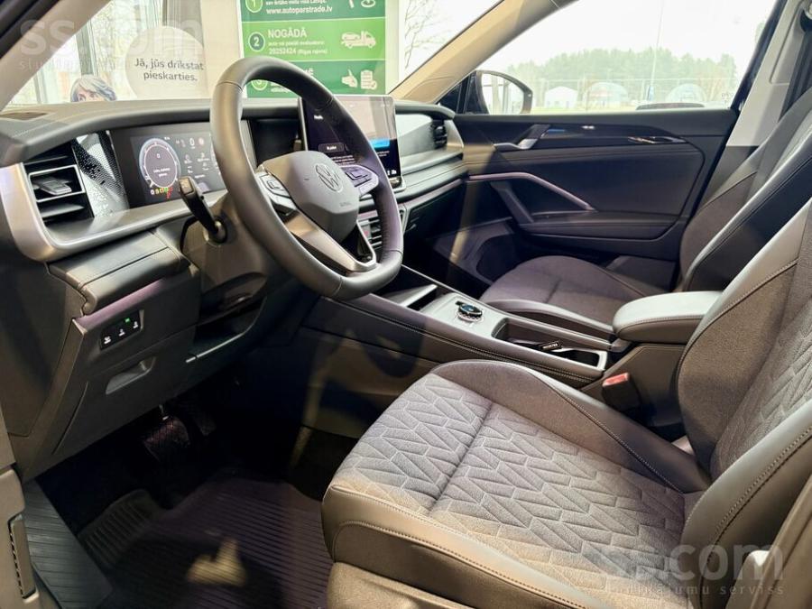 Violet Volkswagen Tayron 2026 in Valmiera, with an engine capacity of 2.00 L and mileage of 0 thousand km for 42180 €, photo 8 on AUTOMOTO.COM.LV