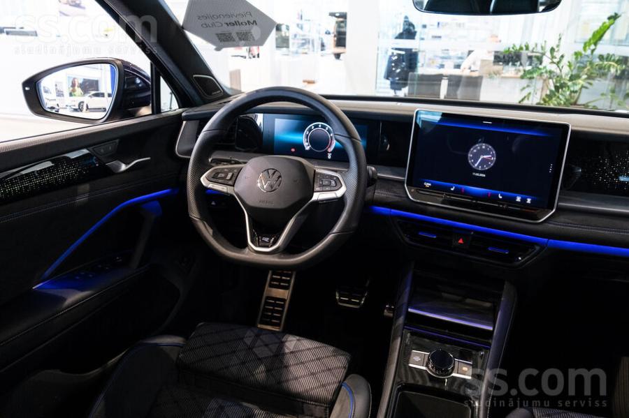 Violets Volkswagen Tayron 2026 Rīga, ar dzinēja tilpumu 2.00 L un nobraukumu 0 tūkst. km par 50185 €, foto 17 vietnē AUTOMOTO.COM.LV