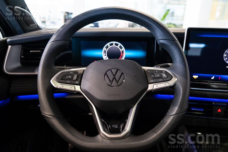 Violets Volkswagen Tayron 2026 Rīga, ar dzinēja tilpumu 2.00 L un nobraukumu 0 tūkst. km par 50185 €, foto 18 vietnē AUTOMOTO.COM.LV