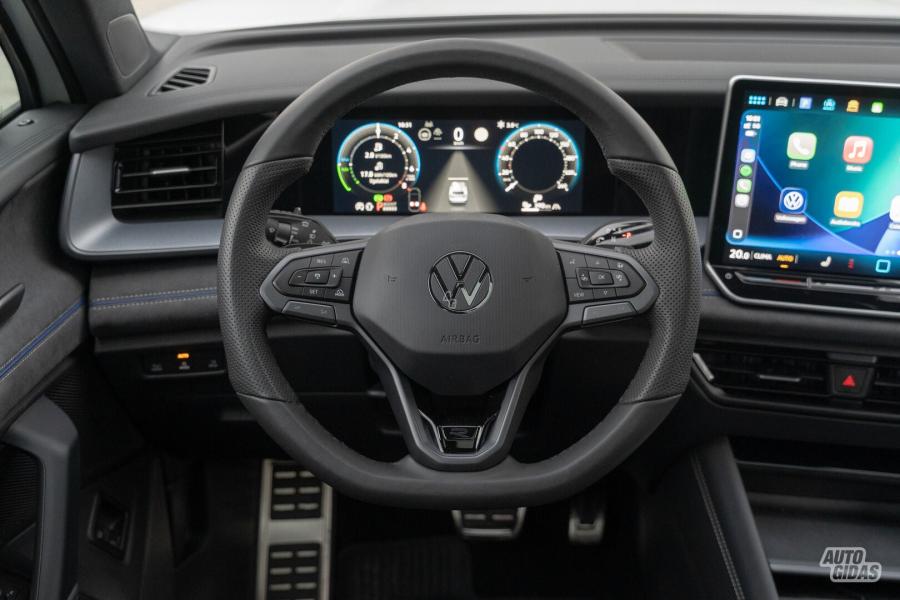 Balts Volkswagen Tayron 2025 Viļņa, ar dzinēja tilpumu 1.50 L un nobraukumu 6 tūkst. km par 48750 €, foto 20 vietnē AUTOMOTO.COM.LV