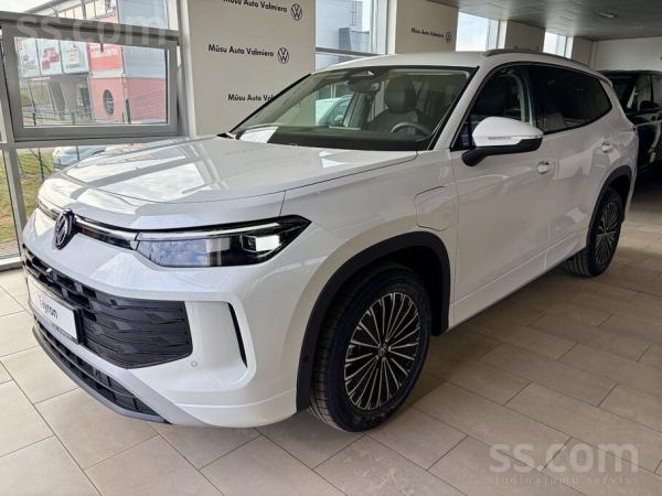 Balts Volkswagen Tayron 2026 Valmiera, ar dzinēja tilpumu 1.50 L un nobraukumu 7 tūkst. km par 42851 €, foto 1 vietnē AUTOMOTO.COM.LV