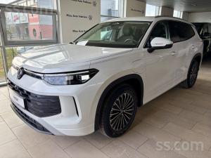 Balts Volkswagen Tayron 2026 Valmiera, ar dzinēja tilpumu 1.50 L un nobraukumu 7 tūkst. km par 42851 €, foto  vietnē AUTOMOTO.COM.LV