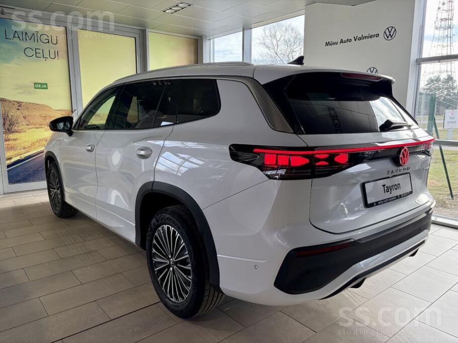 Balts Volkswagen Tayron 2026 Valmiera, ar dzinēja tilpumu 1.50 L un nobraukumu 7 tūkst. km par 42851 €, foto 5 vietnē AUTOMOTO.COM.LV