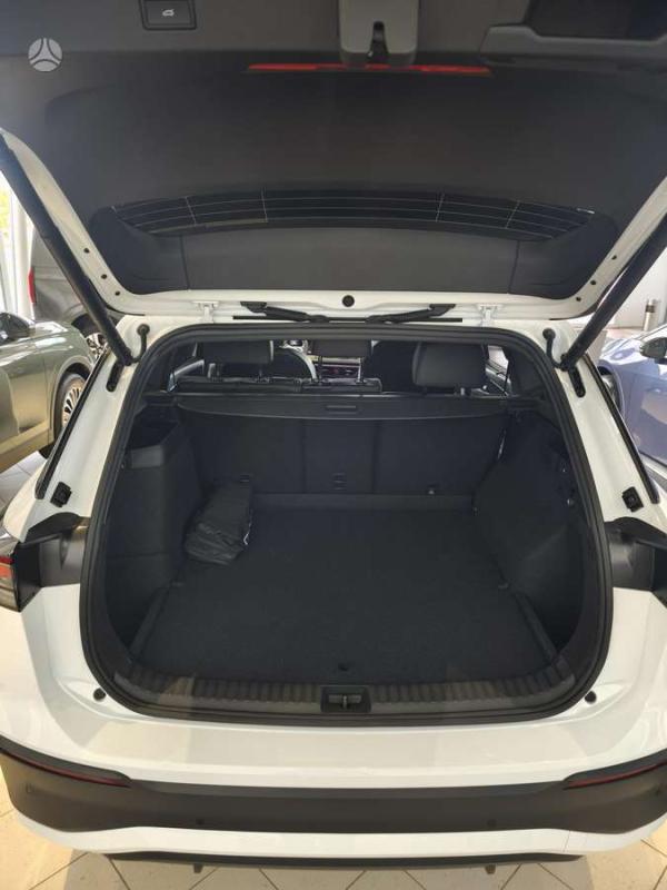 White Volkswagen Tayron 2026 in Siauliai, with an engine capacity of 1.50 L and mileage of 0 thousand km for 40403 €, photo 11 on AUTOMOTO.COM.LV