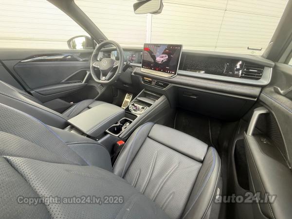 Balts Volkswagen Tayron 2025 Tallina, ar dzinēja tilpumu 1.50 L un nobraukumu 11 tūkst. km par 52900 €, foto 5 vietnē AUTOMOTO.COM.LV