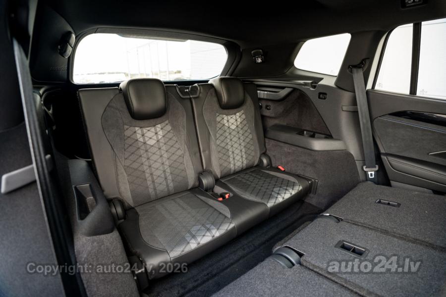Balts Volkswagen Tayron 2025 Tartu, ar dzinēja tilpumu 2.00 L un nobraukumu 13 tūkst. km par 49900 €, foto 19 vietnē AUTOMOTO.COM.LV