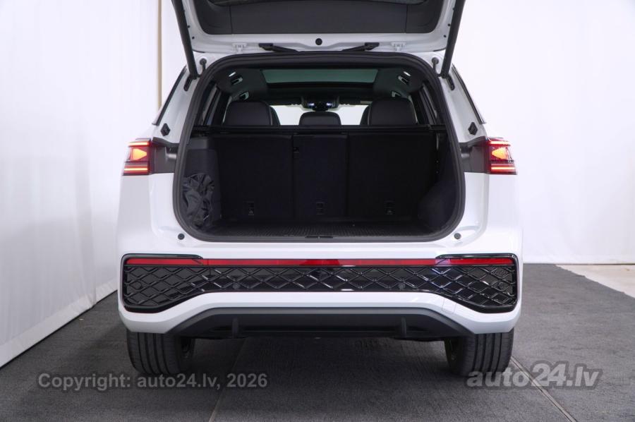 White Volkswagen Tayron 2026 in Tallinn, with an engine capacity of 1.50 L and mileage of 6 thousand km for 54900 €, photo 21 on AUTOMOTO.COM.LV