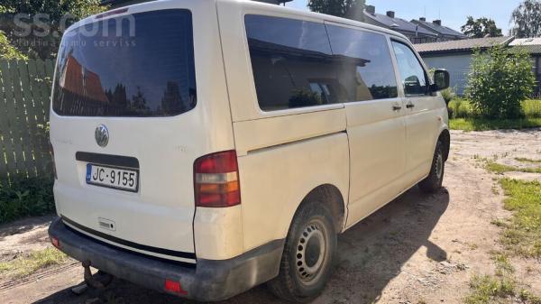 White Volkswagen Teramont 2003 in Jelgava, with an engine capacity of 2.50 L and mileage of 424 thousand km for 4000 €, photo 10 on AUTOMOTO.COM.LV