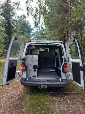 White Volkswagen Teramont 2014 in Riga, with an engine capacity of 2.00 L and mileage of 218 thousand km for 11500 €, photo 10 on AUTOMOTO.COM.LV