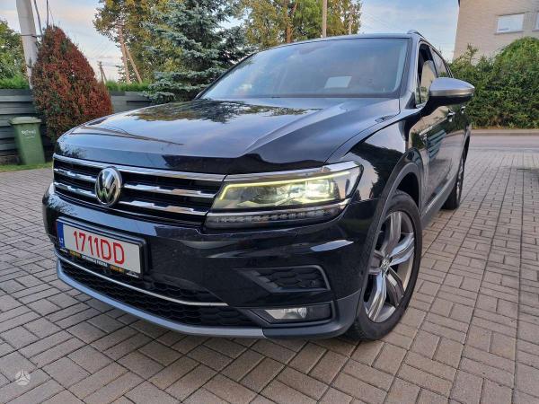 Black Volkswagen Tiguan Allspace 2017 in Kelme, with an engine capacity of 1.97 L and mileage of 173 thousand km for 17999 €, photo 3 on AUTOMOTO.COM.LV
