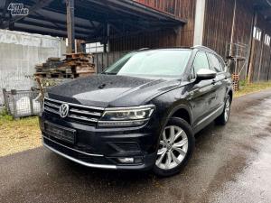 Melns Volkswagen Tiguan Allspace 2018 Kauņa, ar dzinēja tilpumu 2.00 L un nobraukumu 85 tūkst. km par 30589 €, foto  vietnē AUTOMOTO.COM.LV